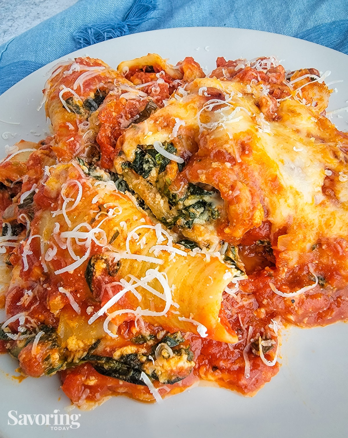 Cheese & Spinach Stuffed Jumbo Pasta Shells (Easy Method!)